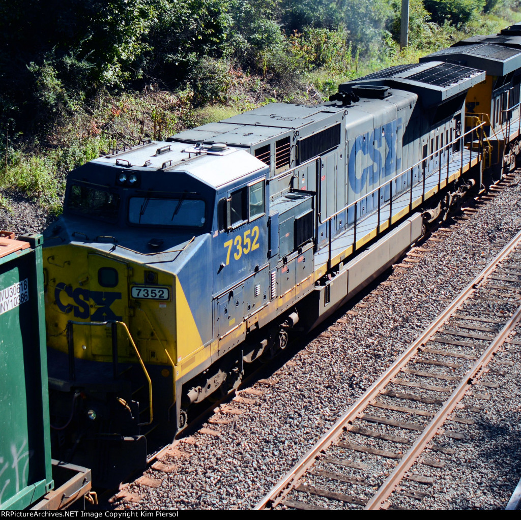 CSX 7352